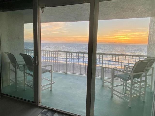 1555 N Hwy A1A #404, Indialantic, FL 32903