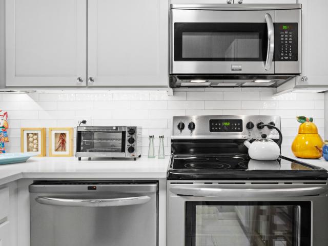 1555 N Sandburg Terrace # 517