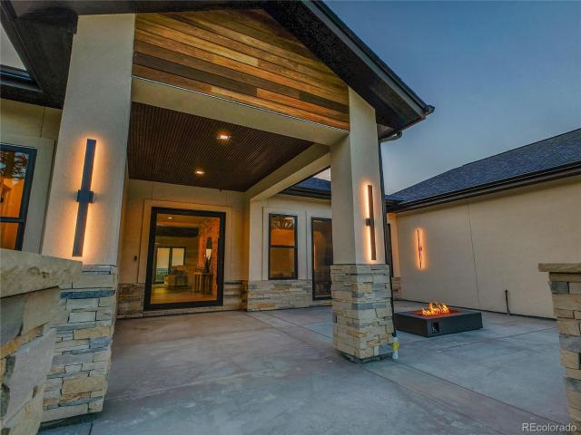 1555 Arrowpoint Ct, Franktown, CO 80116 | MLS #1579 | Compass