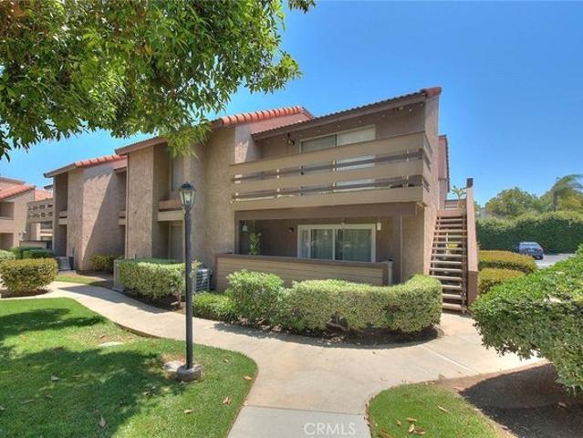 1555 Border Ave Apt F, Corona, CA 92882