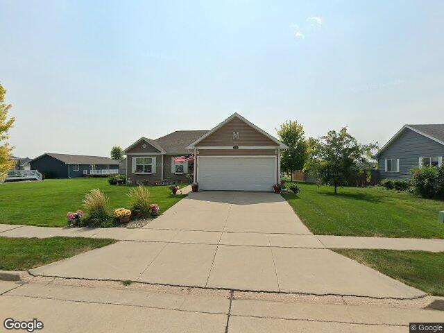 1555 Brandon Dr, Vermillion, SD 57069