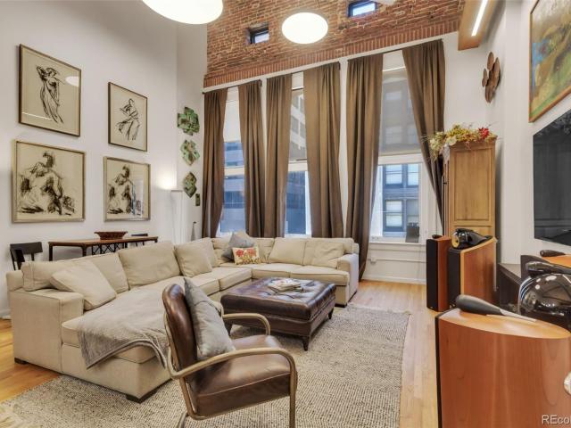 1555 California Street # 411