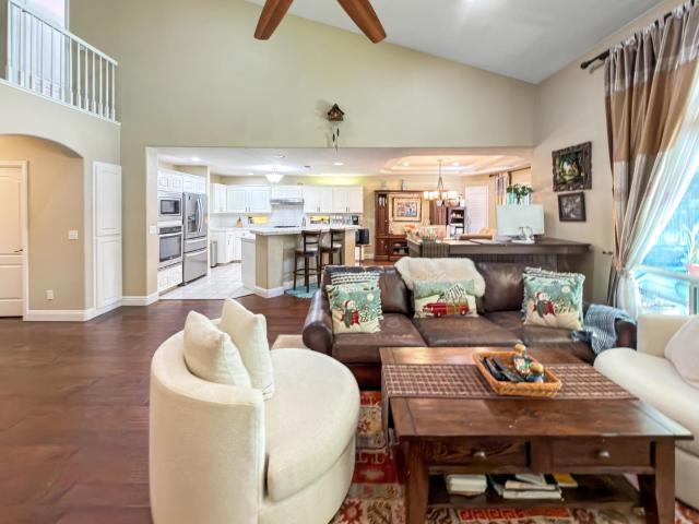 1555 E Emerald Ave, Fresno, CA 93720 | MLS #645540