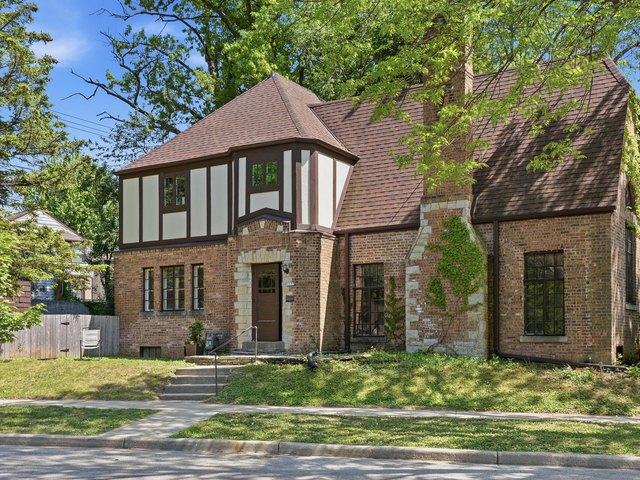 1555 E Olive St, Shorewood, WI 53211