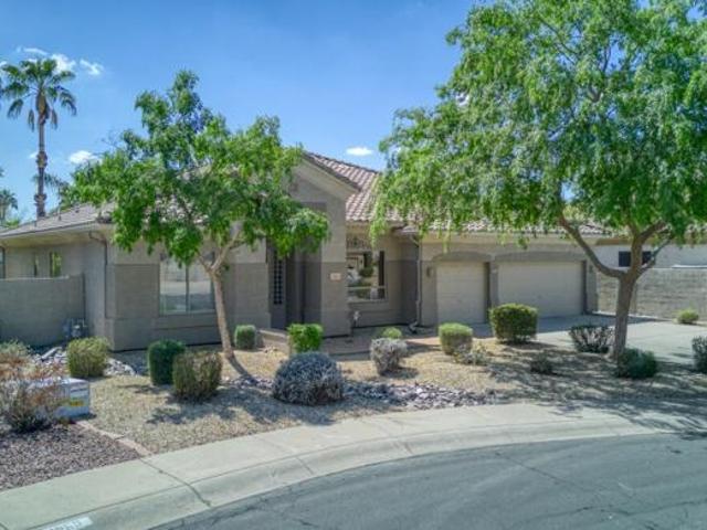 1555 E Stirrup Ct, Gilbert, AZ 85296