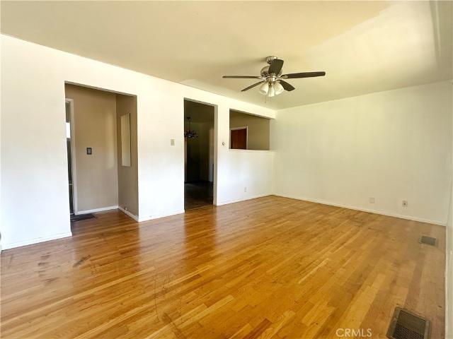 1555 Hawthorne