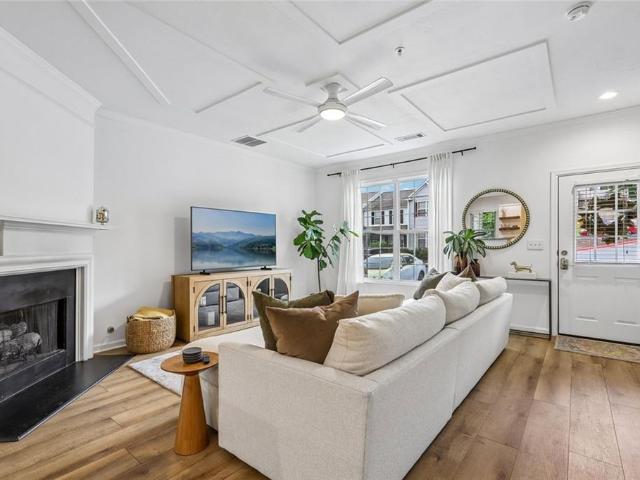 1555 Kilmington Court