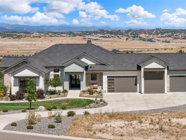 1555 King Mick Ct, Castle Rock, CO 80104