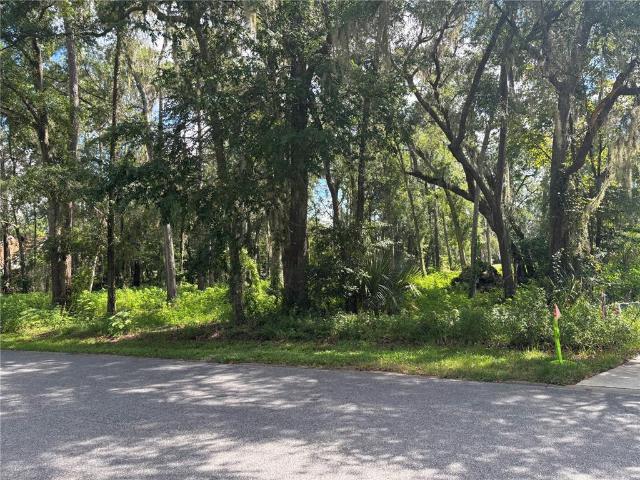 1555 SE 73rd Pl, Ocala, FL 34480 | MLS #OM700429
