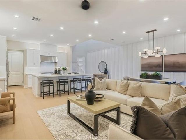 1555 Snowberry Pl, Montebello, CA 90640