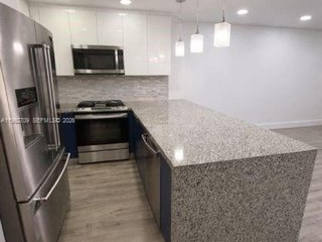 1555 W 44th Pl Apt 247, Hialeah, FL 33012
