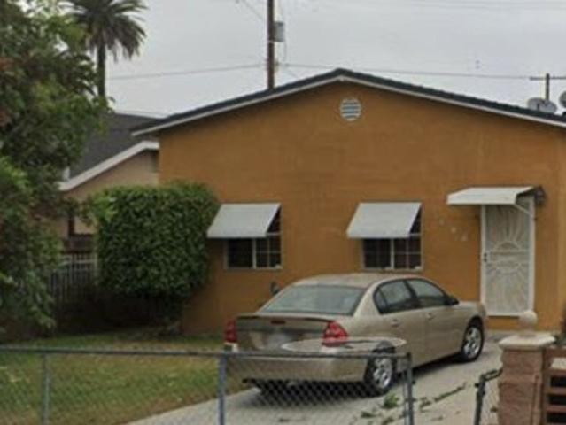 1555 W 71st St, Los Angeles, CA 90047