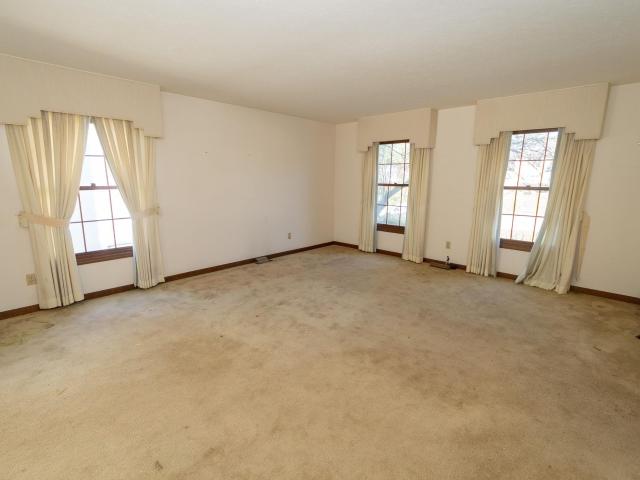 15566 Signal Hill Court