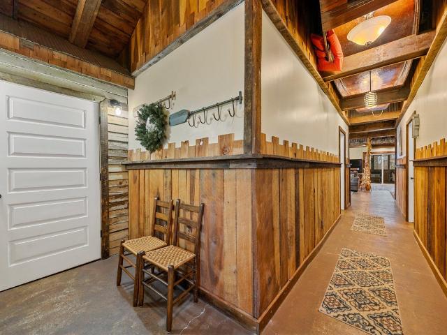 1556 Matthews Mill Road