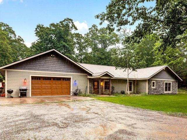 1556 Antler Trl, Eagle River, WI 54521
