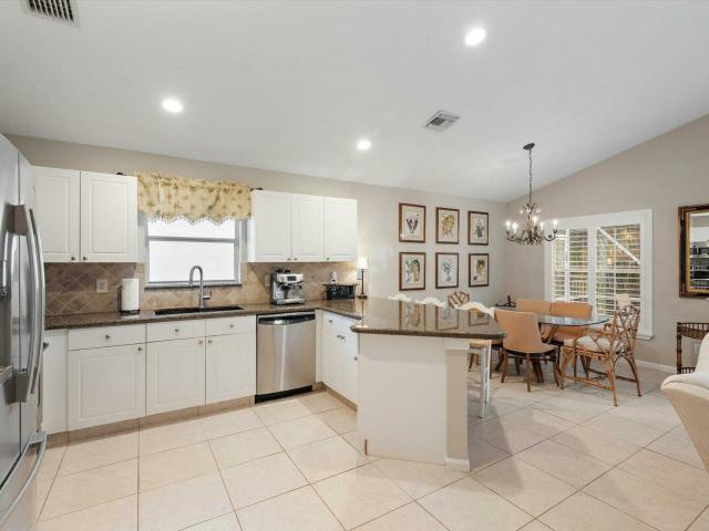 1556 Carriage Brooke Drive, Wellington, US, FL