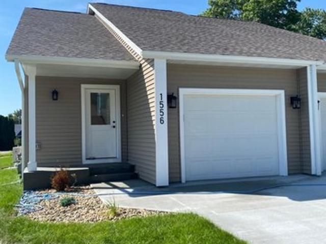 1556 Kings Ct SE, Rochester, MN 55904