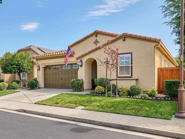1556 Symphony Cir, Brentwood, CA 94513 | MLS #41129 | Compass