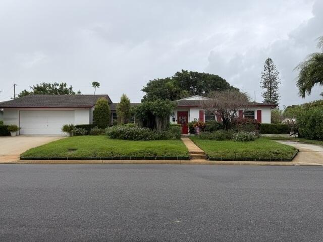 1556 W 35th St, Riviera Beach, FL 33404