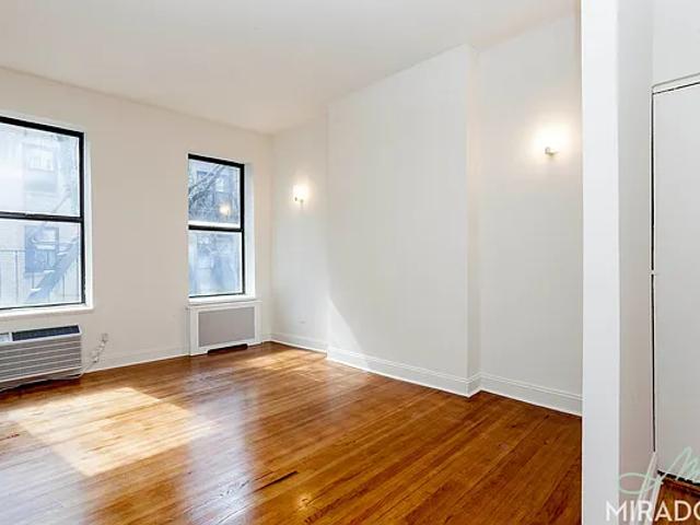 1556 York Avenue, New York, NY