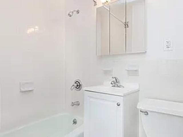 1556 York Avenue 2B