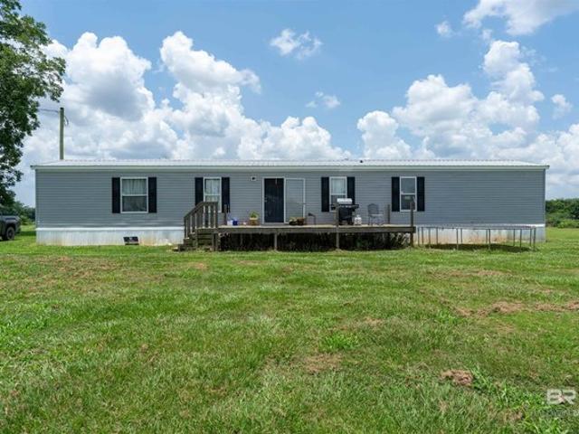 15575 Vic Mikkelsen Ln, Summerdale, AL 36580