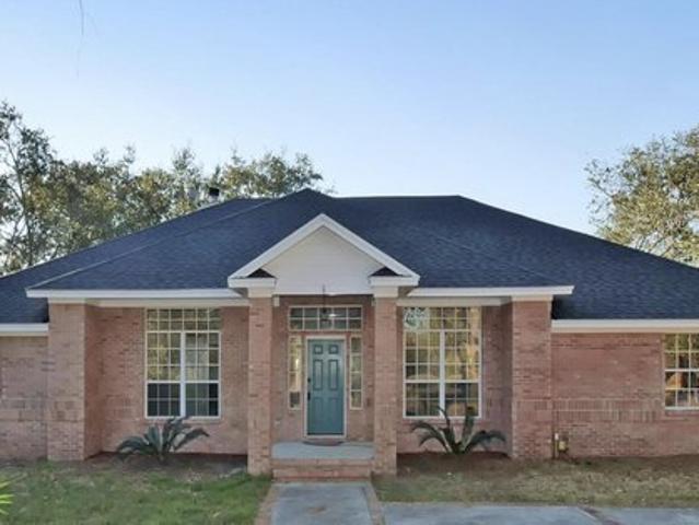 15576 Shark Rd W, Jacksonville, FL 32226