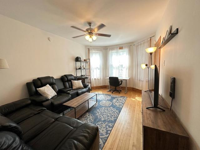 1557 N Honore Street # G