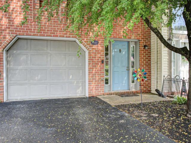 1557 Brechbill Road
