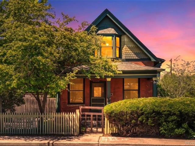 1557 Dallas St, Aurora, CO 80010