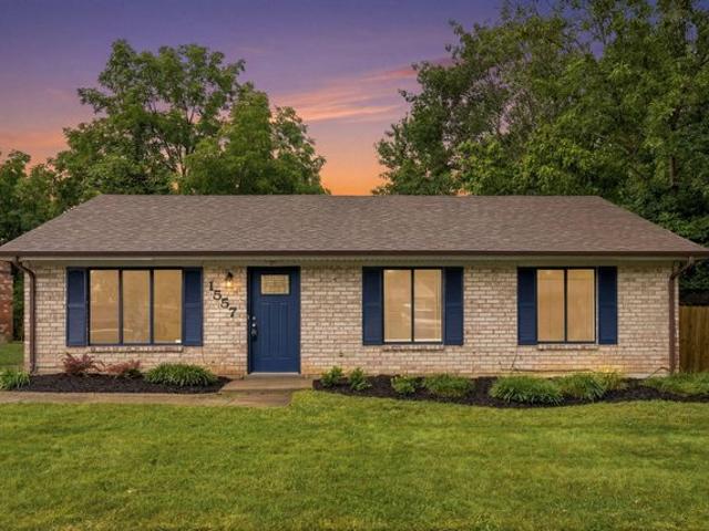 1557 Flora Glen Way, Lexington, KY 40515