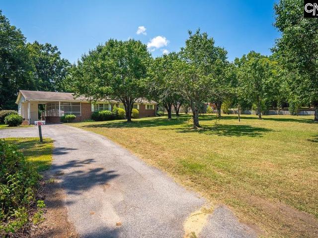 1557 Hwy 121 N