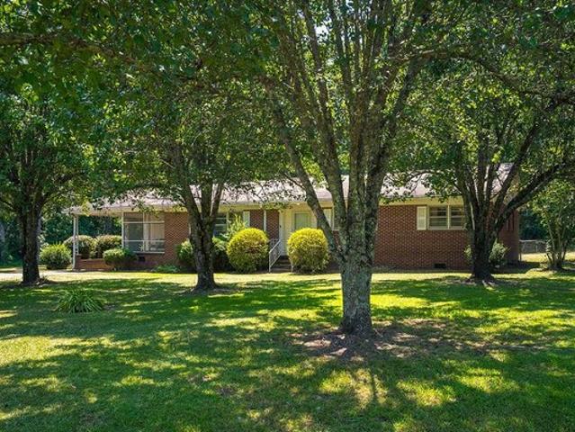 1557 SC 121, Johnston, SC 29832