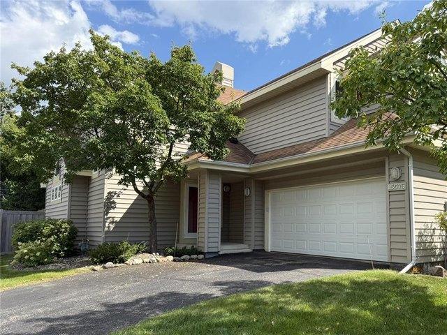 1557 th Pl N, Plymouth, MN 55447