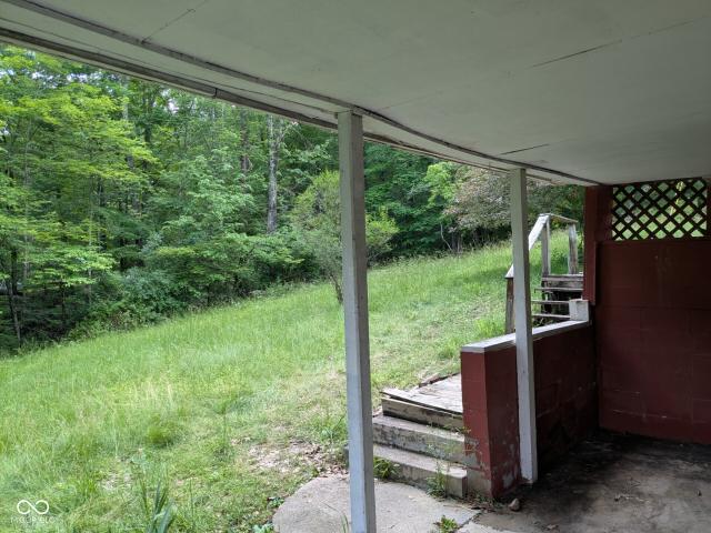 1557 W Shore Drive