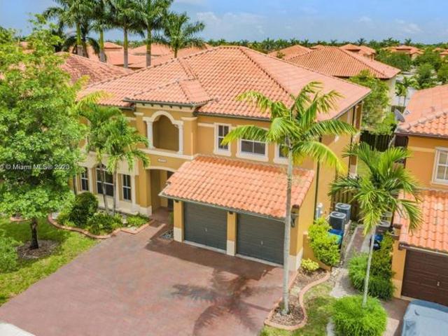 15580 26th Ter SW, Miami, FL 33185