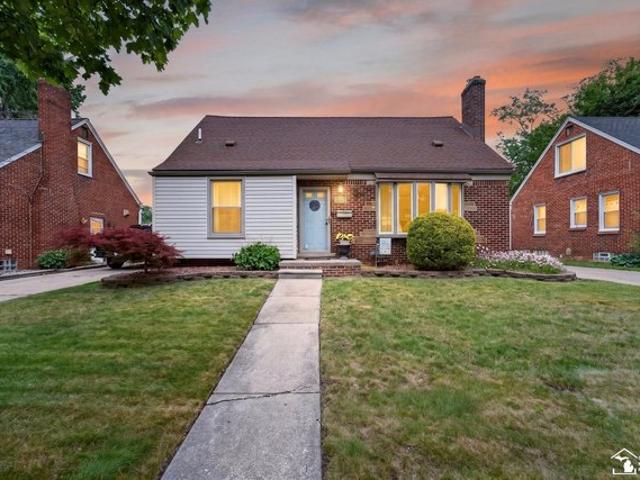 15580 Aster Ave, Allen Park, MI 48101