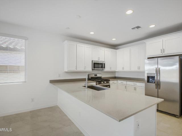 15584 W MIAMI Street