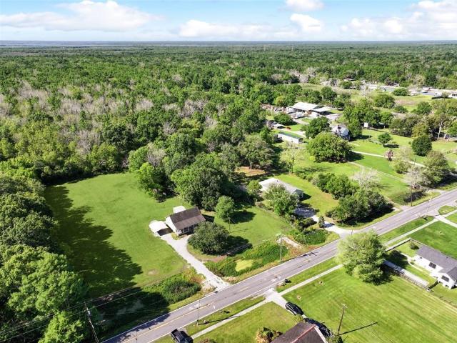 1558 Bayou Road