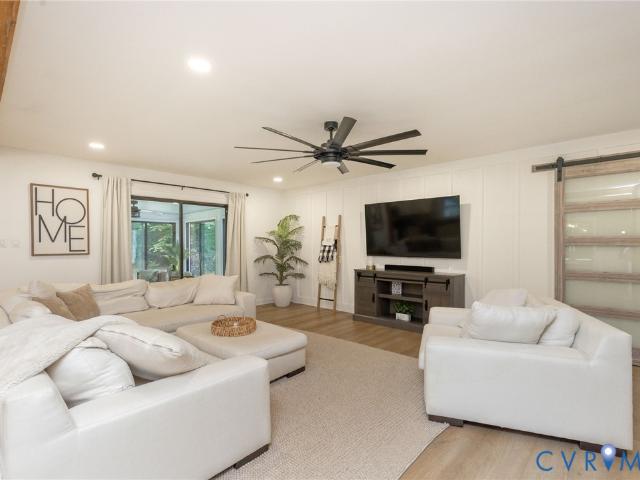 1558 Horsepen Hills Road