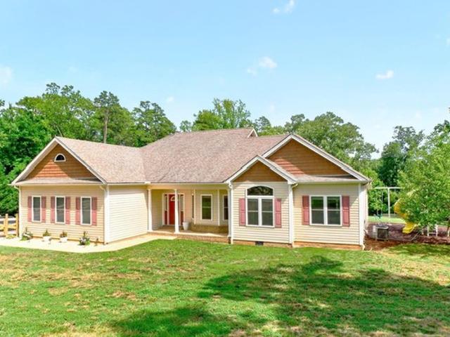 1558 Ridgeway Dr, Barboursville, VA 22923