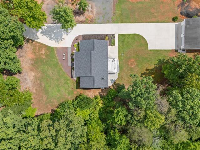 1558 Stonewall Road