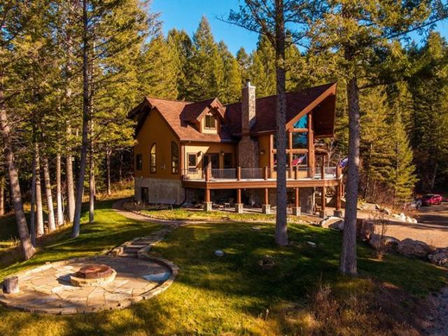 1558 Trail Ridge Rd, Alpine, WY 83128