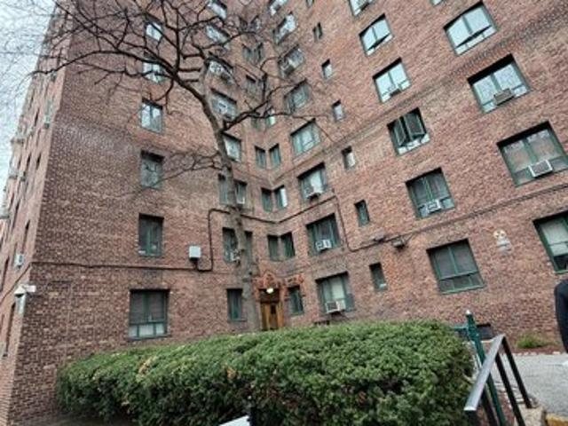 1558 Unionport Rd Apt 5H, Bronx, NY 10462
