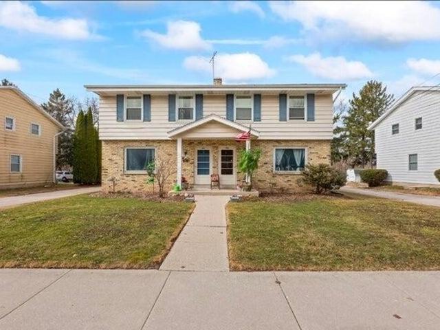 1558 Whiterock Ave Unit 1560, Waukesha, WI 53186