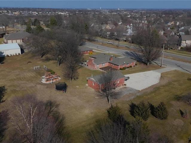 15590 Antioch Rd, Overland Park, KS 66221 | MLS #2604 | Compass