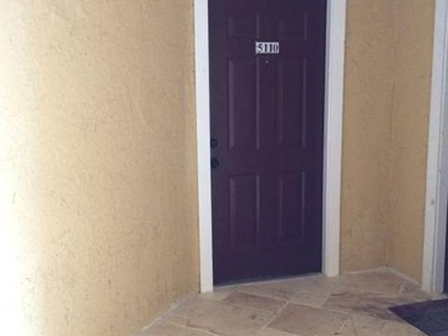 15591 SW 105th Ter Apt 5110, Miami, FL 33196