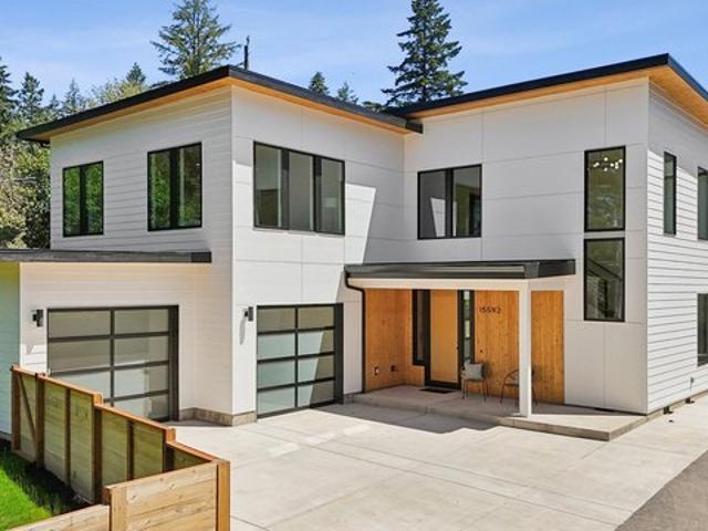 15592 Waluga Dr, Lake Oswego, OR 97035
