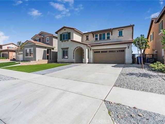 15597 Parry Peak Dr, Fontana, CA 92336