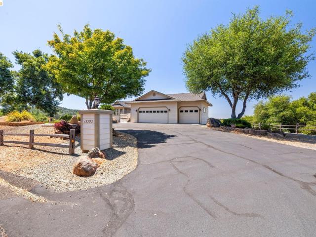 15595 Curtis Cir